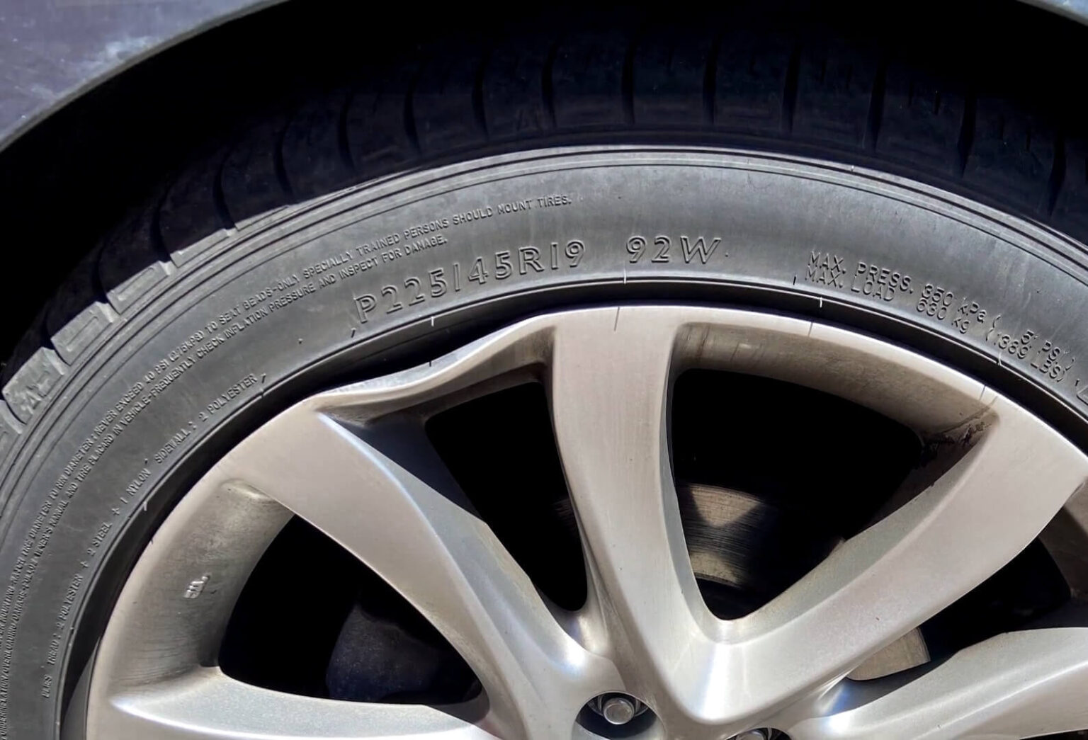 12 Common Causes of Flat Tires and How to Avoid Them - Engine House 5